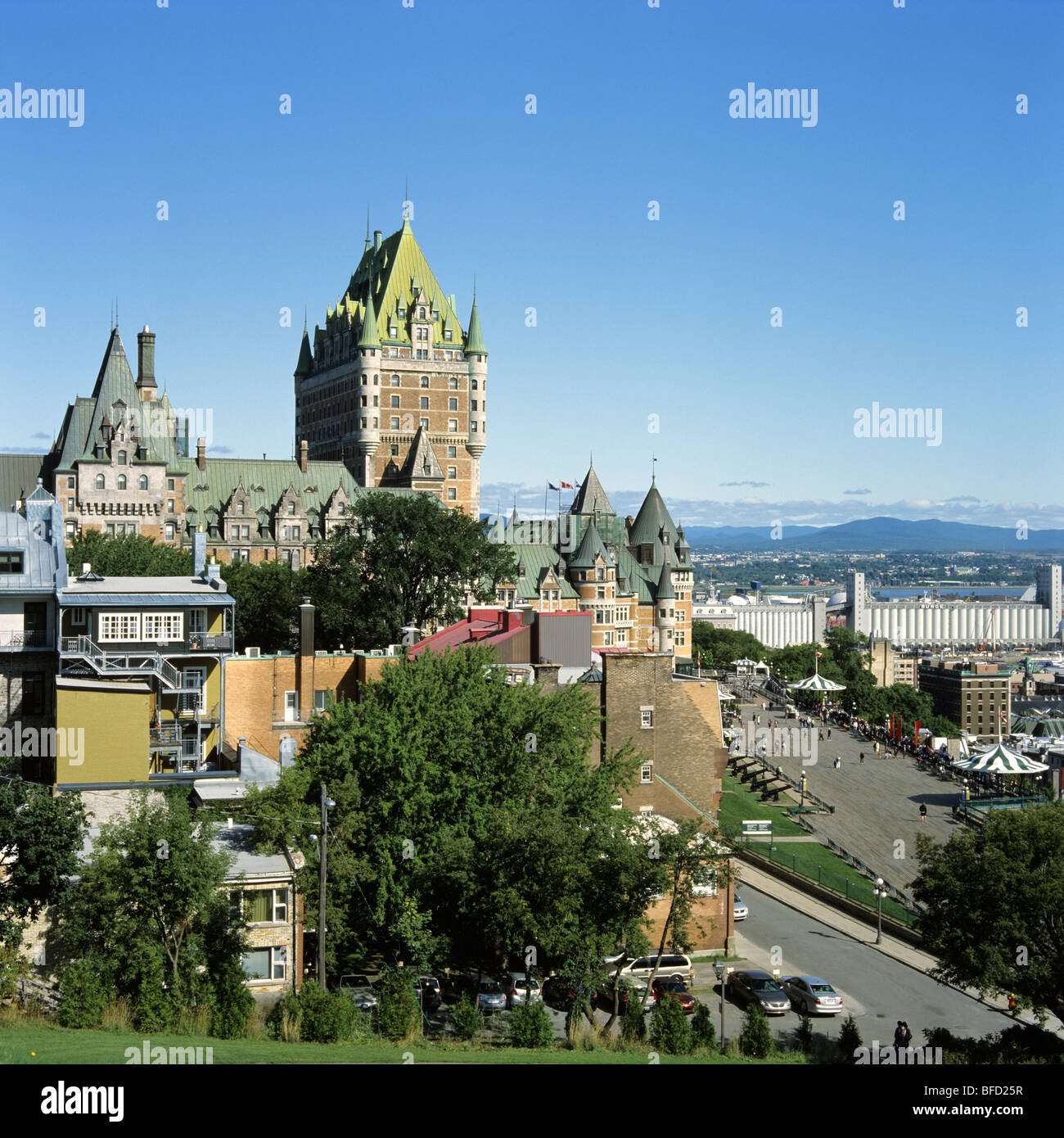 Chateau frontenac fairmont hotel in hi-res stock photography and images ...