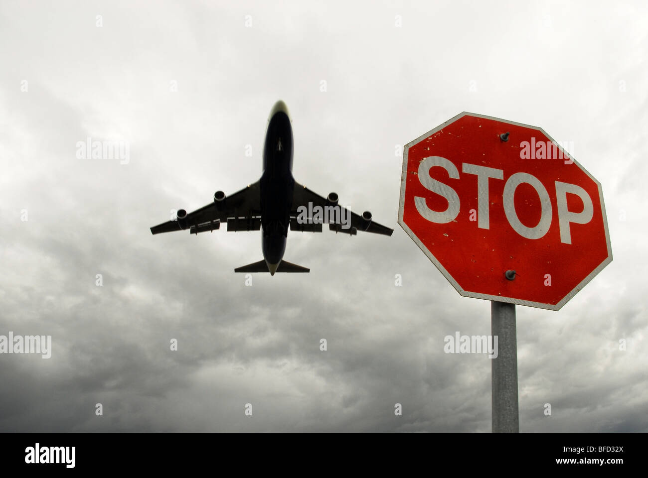 Stop aviation hi-res stock photography and images - Alamy