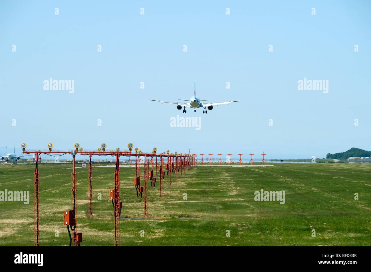 airport and airplane landing in Vancouver BC Stock Photo - Alamy