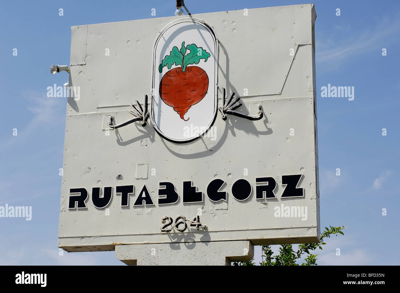 Neon street food sign orange hi-res stock photography and images - Alamy