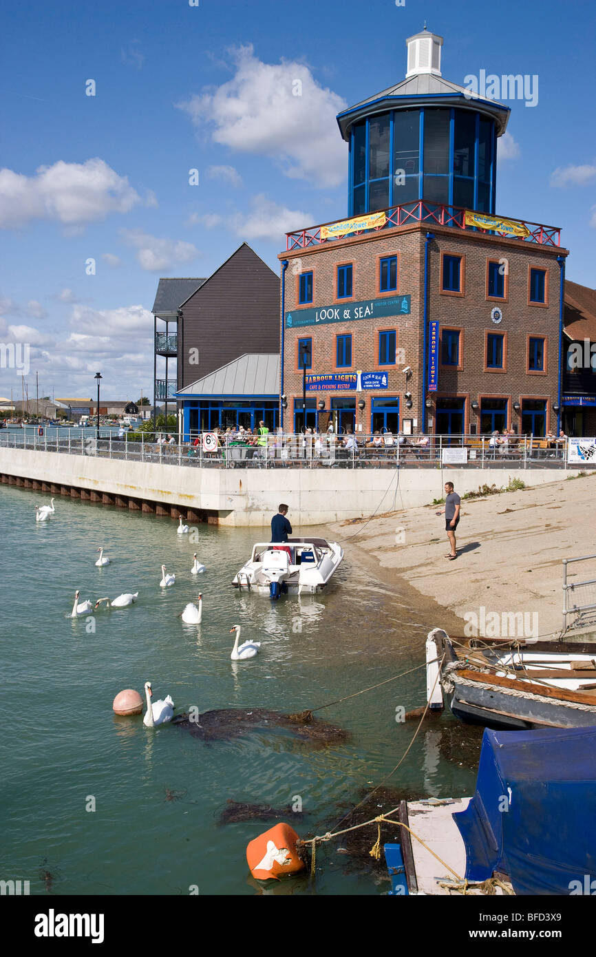 Littlehampton look and sea hi-res stock photography and images - Alamy
