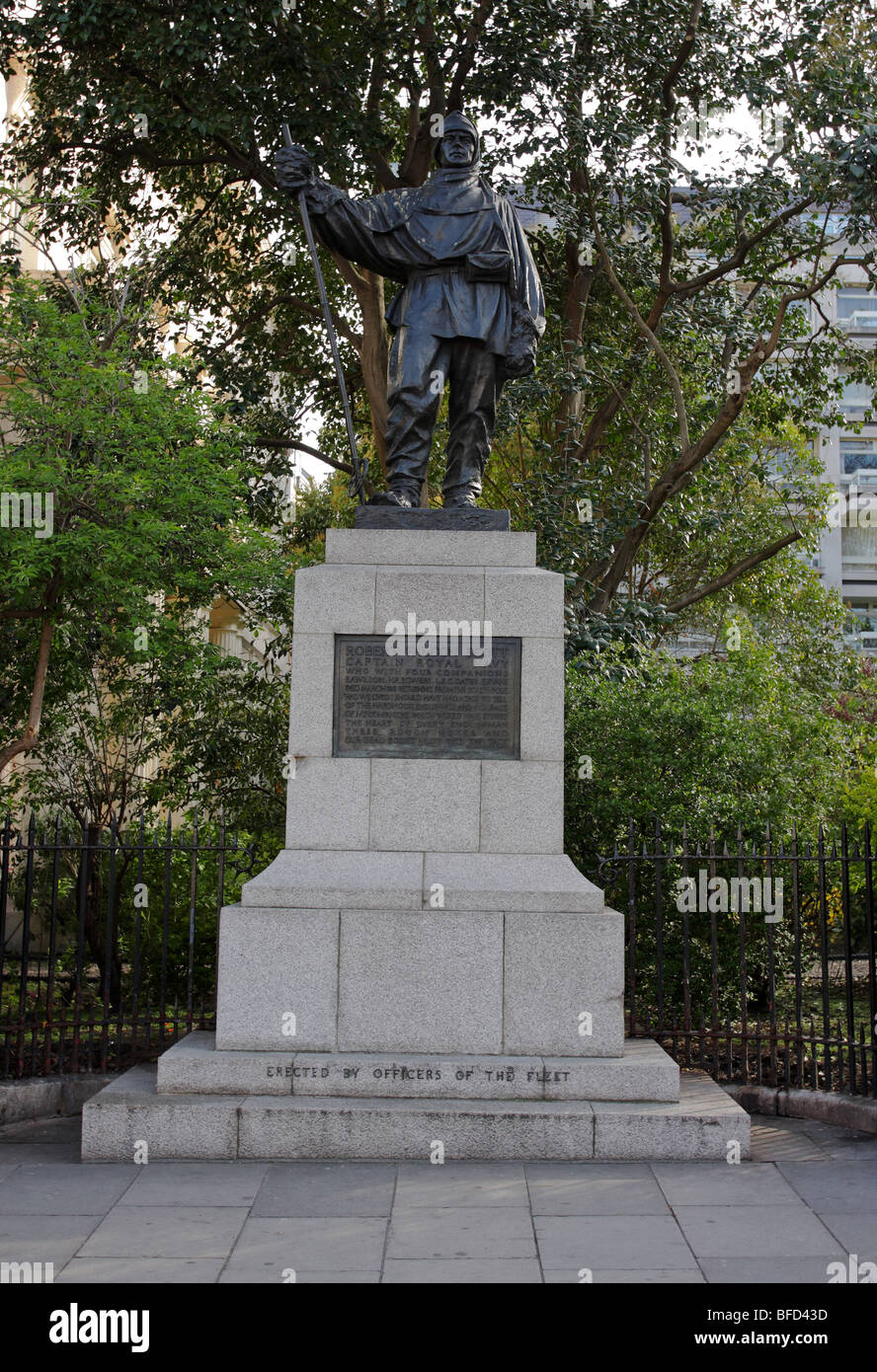 Sculptor and wife Kathleen Bruce Scott created this fine sculpture of ...