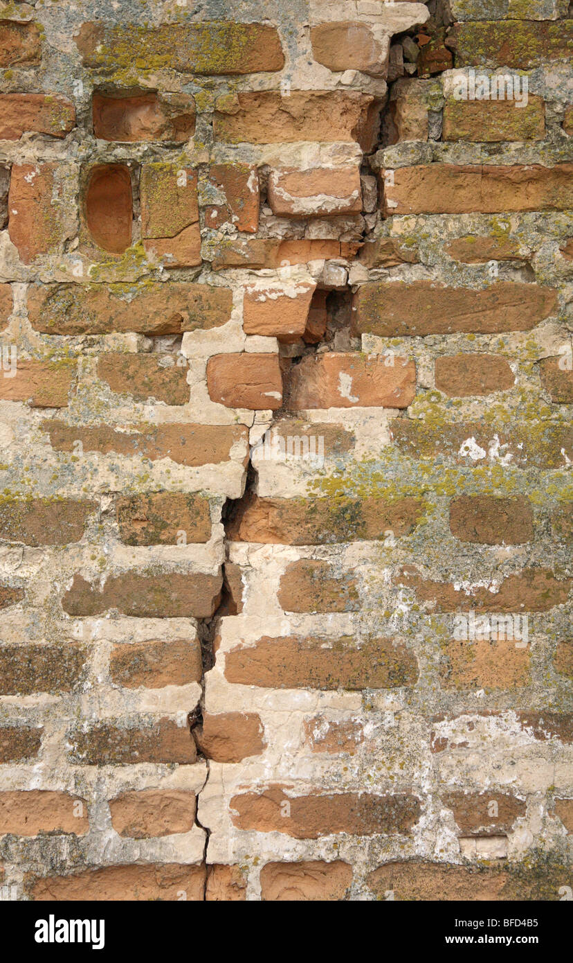 Ancient bricks hi-res stock photography and images - Alamy