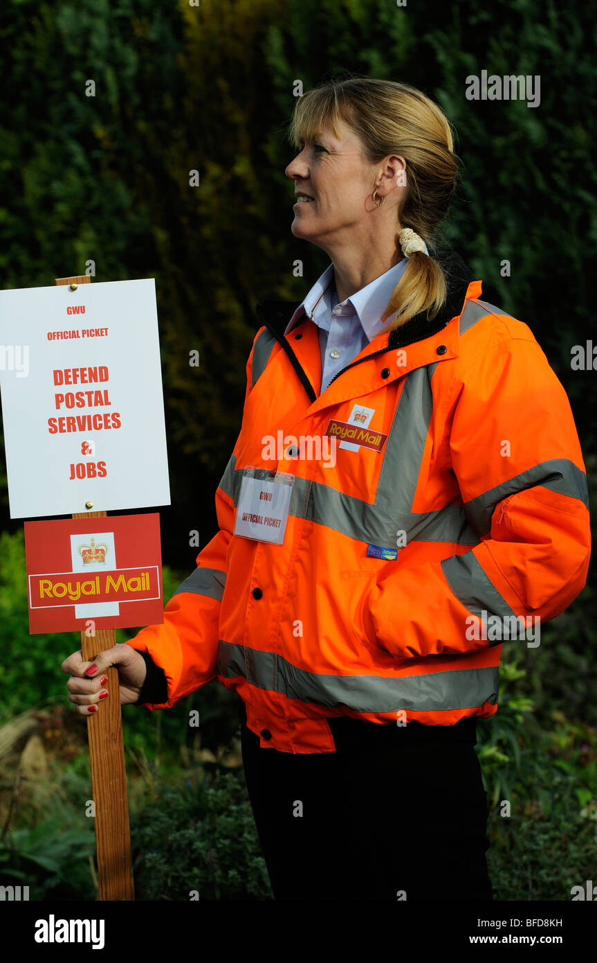 Female Royal Mail postal worker on picket duty Stock Photo - Alamy