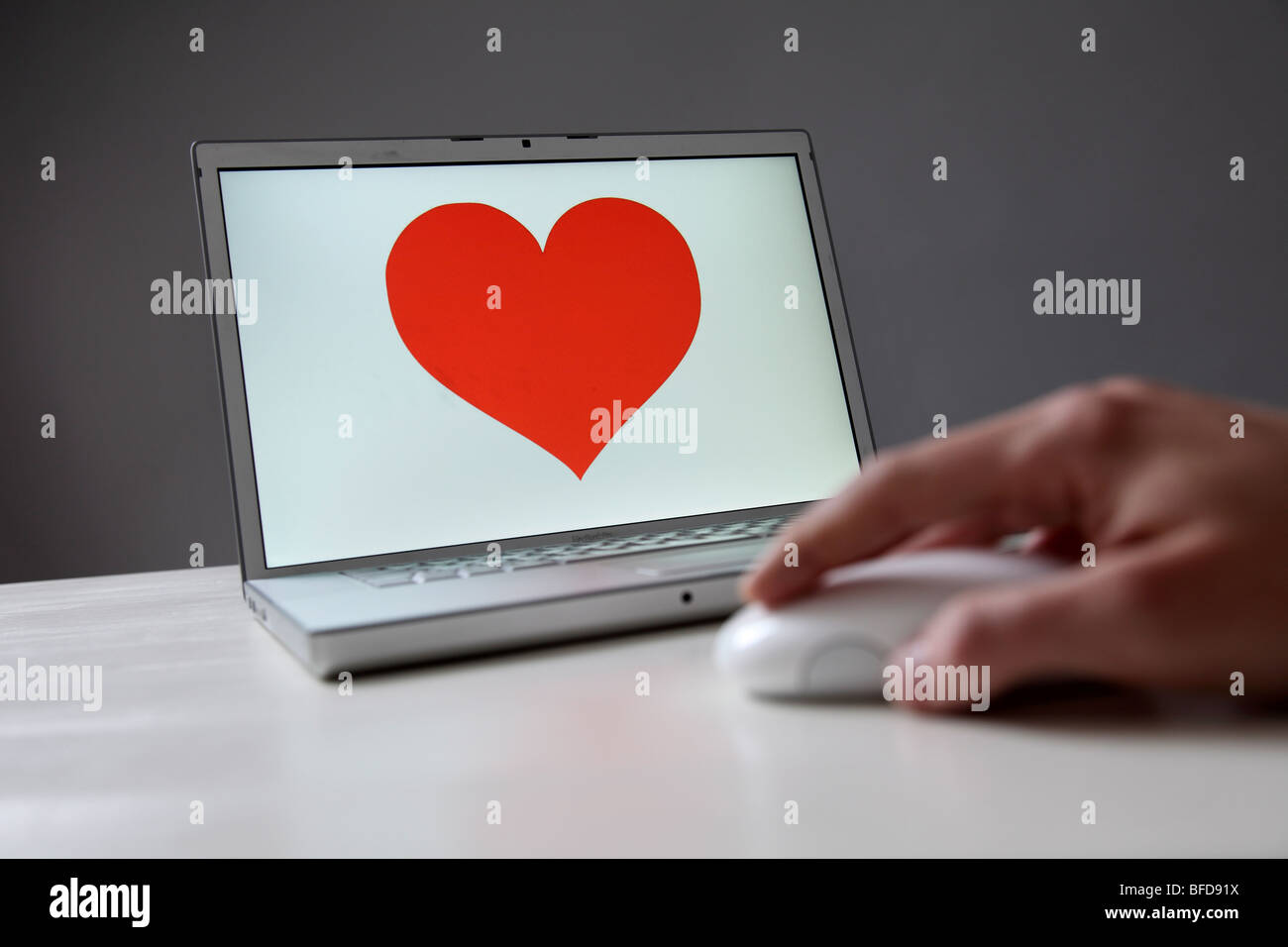 Computer screens image world hi-res stock photography and images - Alamy