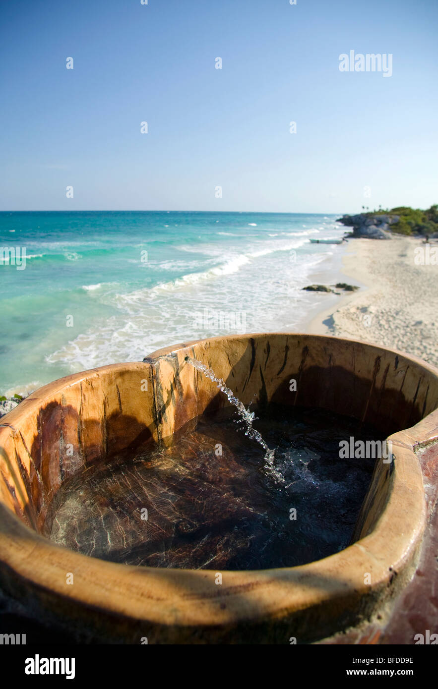 Hollowed out hi-res stock photography and images - Alamy