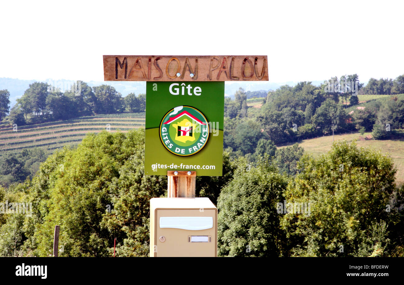 Sign for gite in French countryside, Bearn region Stock Photo - Alamy