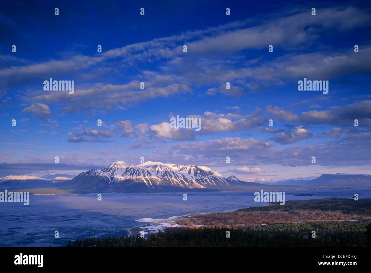 Atlin lake hi-res stock photography and images - Alamy