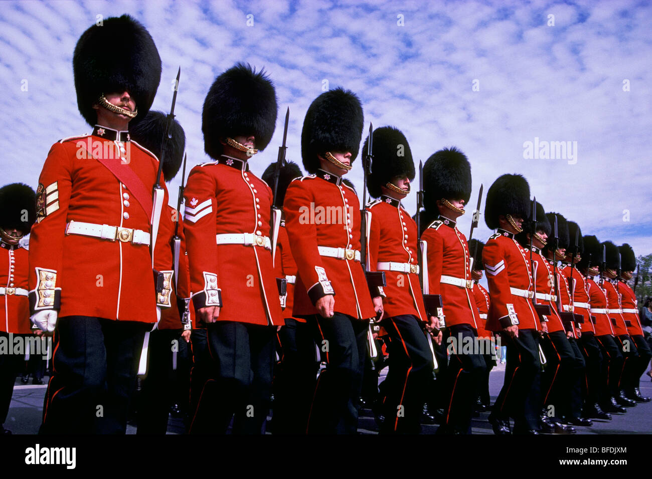 Changing of guard ceremony hi-res stock photography and images - Alamy