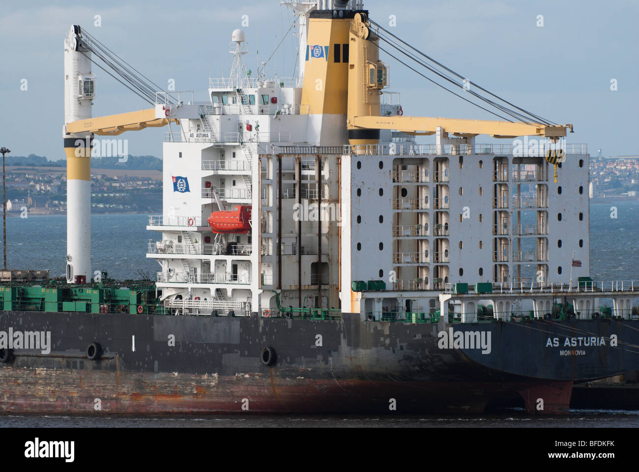 Oil rig support vessel hi-res stock photography and images - Alamy