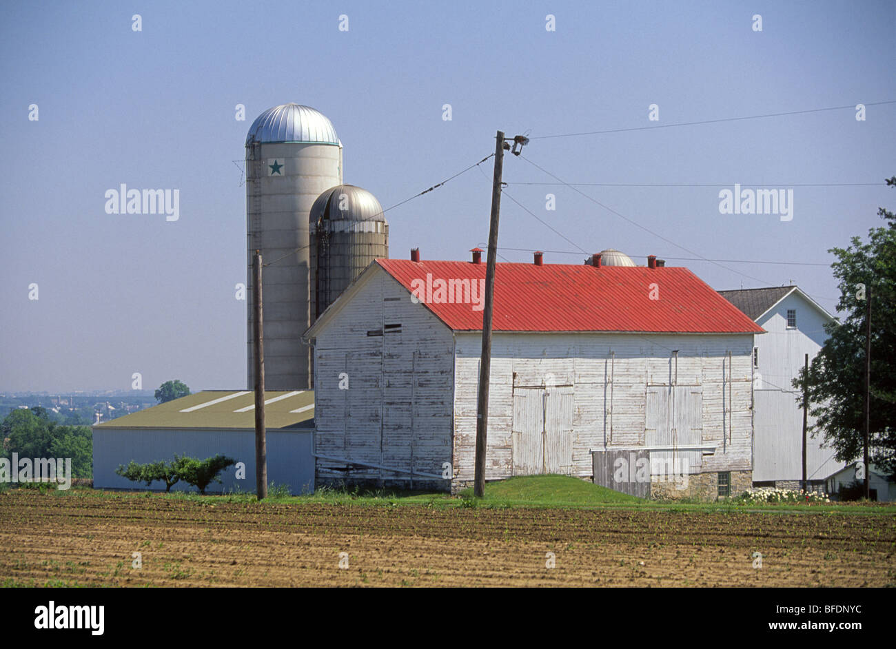 A Mennonite Farm in the Amish Country of Lancaster County, Pennsylvania ...