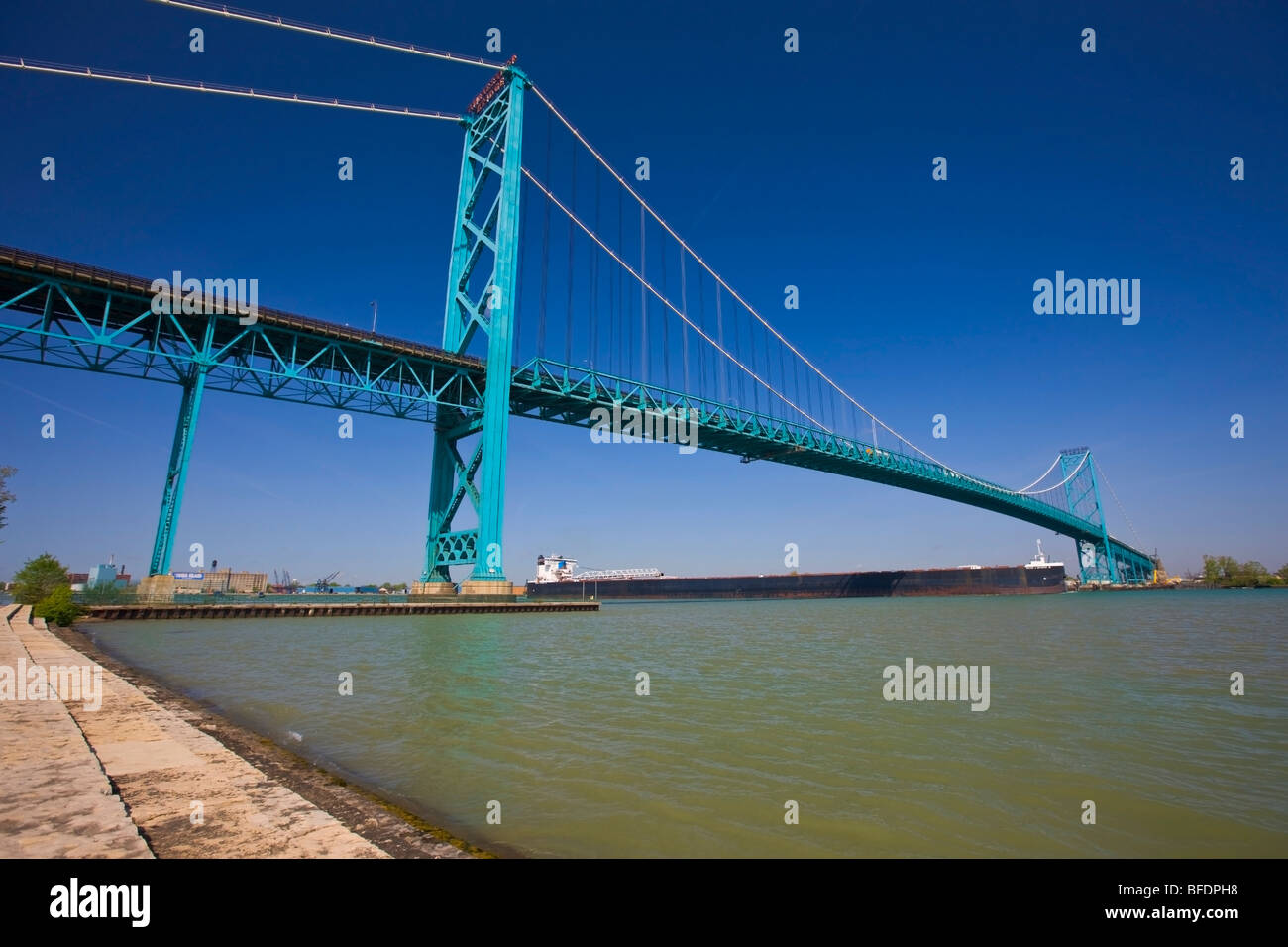 Bulk carrier ship hi-res stock photography and images - Alamy