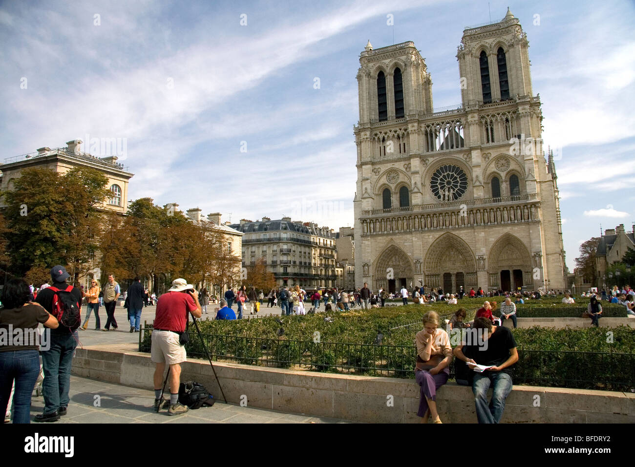 The western facade of the Notre Dame de Paris, France Stock Photo - Alamy