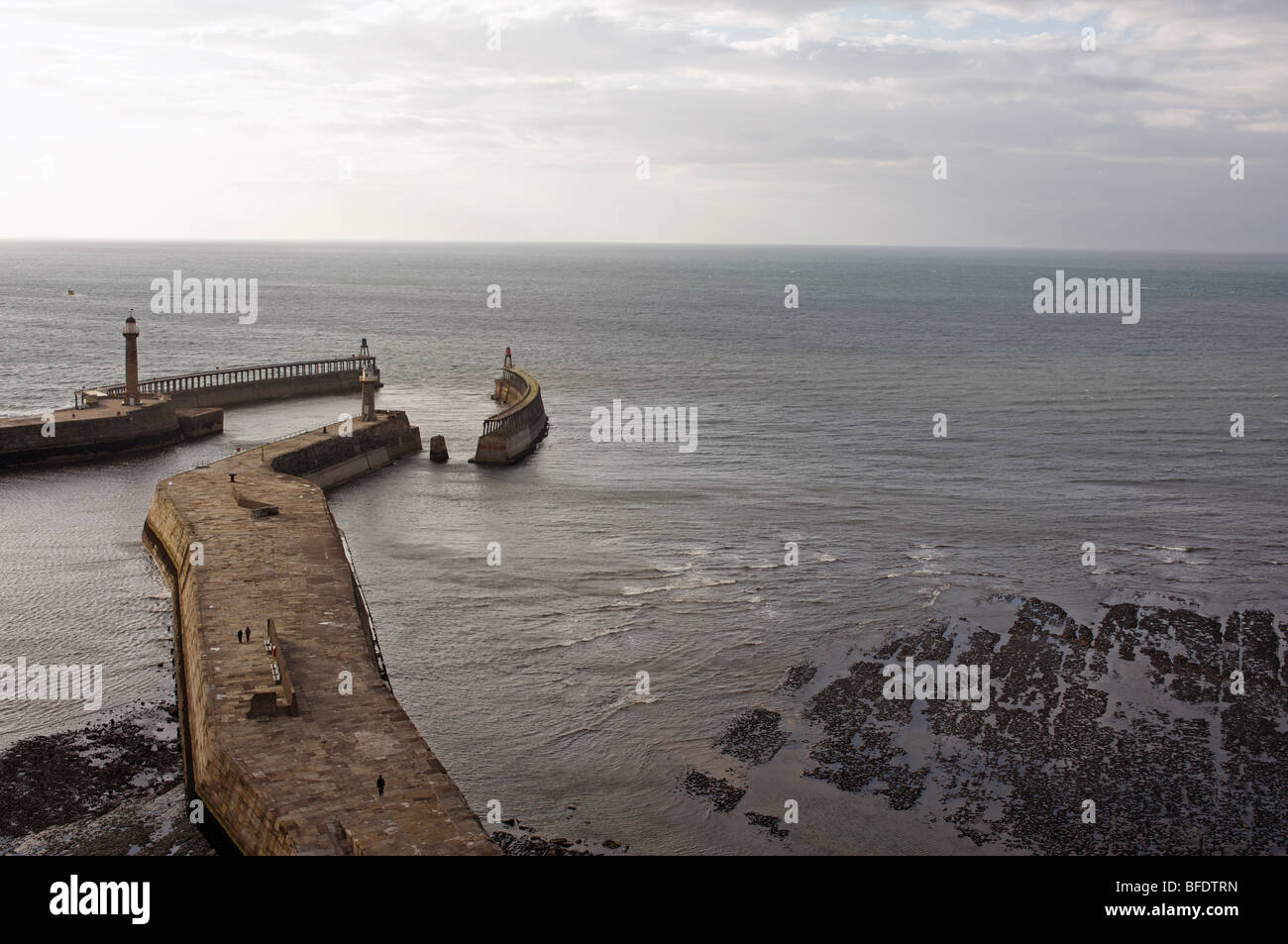 Harbour mouth, Whitby Bay, North Yorkshire, UK Stock Photo - Alamy