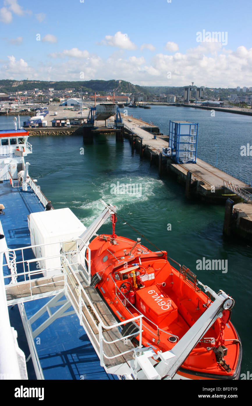 Cherbourg ferry port hi-res stock photography and images - Alamy