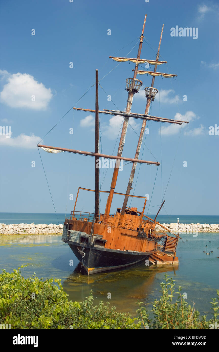 Old ship in Beacon Marina, Jordan Harbour, Lake Ontario, Ontario ...