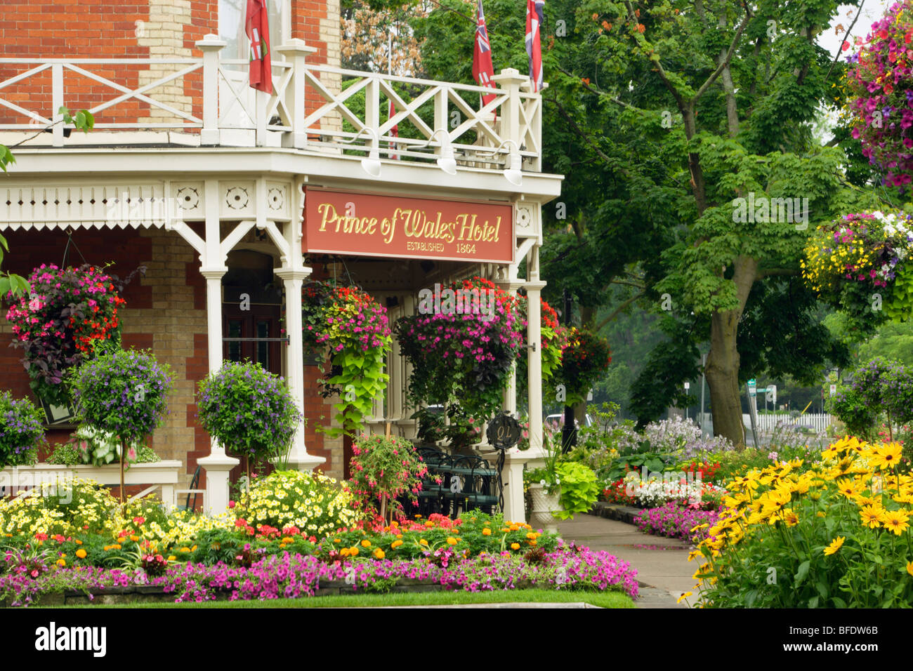 Niagara village hi-res stock photography and images - Alamy