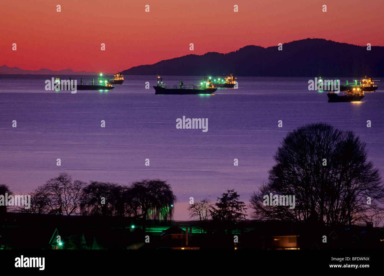 Coastal freighters hi-res stock photography and images - Alamy