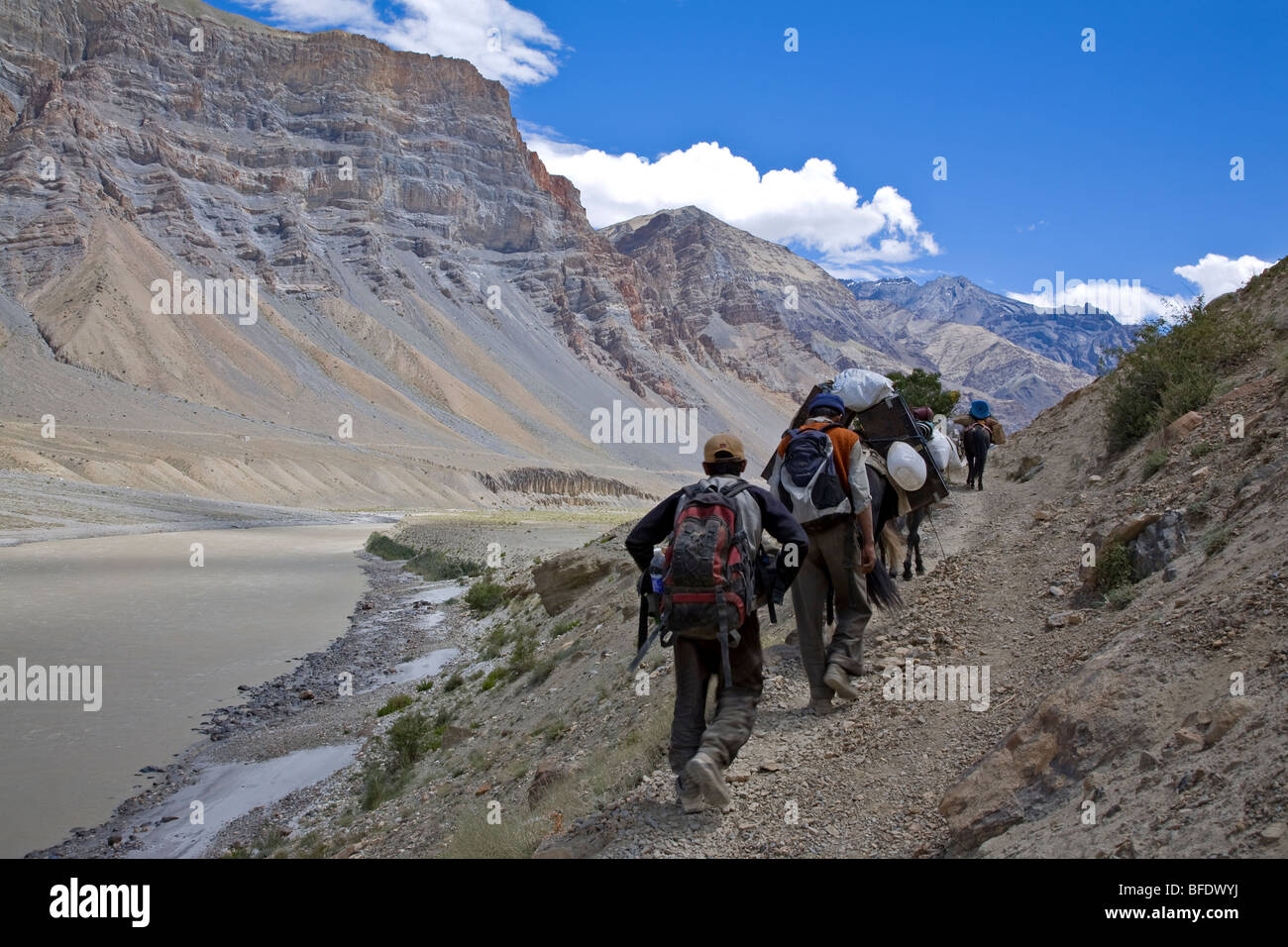 Trekking expedition. Zanskar river. Padum-Lamayuru trek. India Stock ...