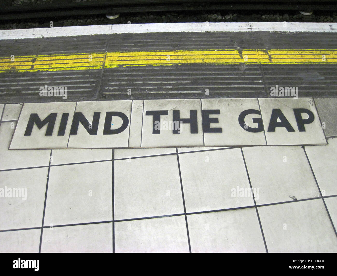 Mind the gap warning sign on the platform on the London Underground ...
