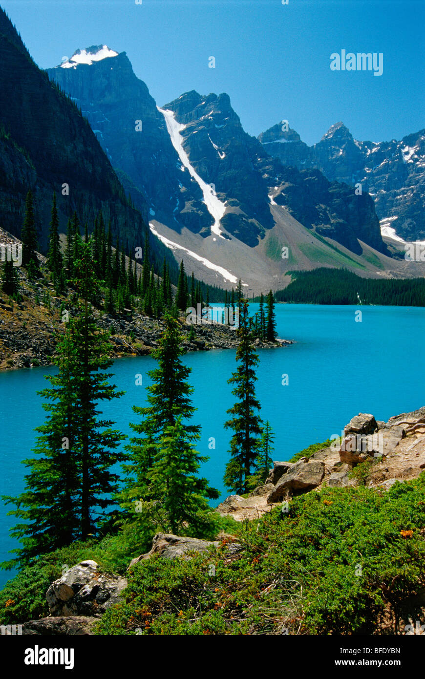 Moraine lake banff national park hi-res stock photography and images - Alamy