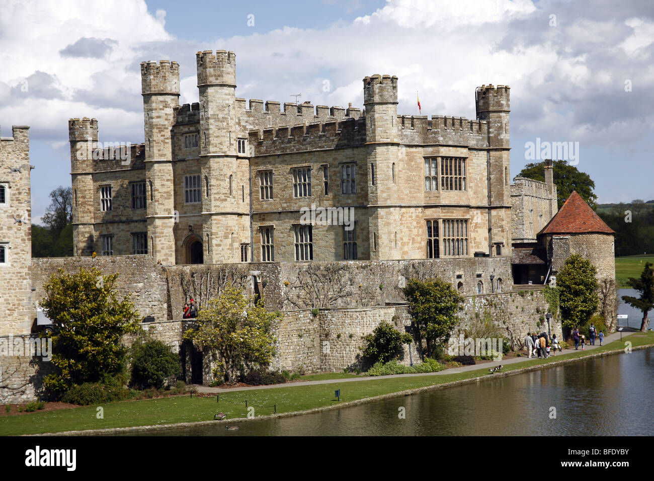 Leeds Castle and moat, Kent, England Stock Photo - Alamy