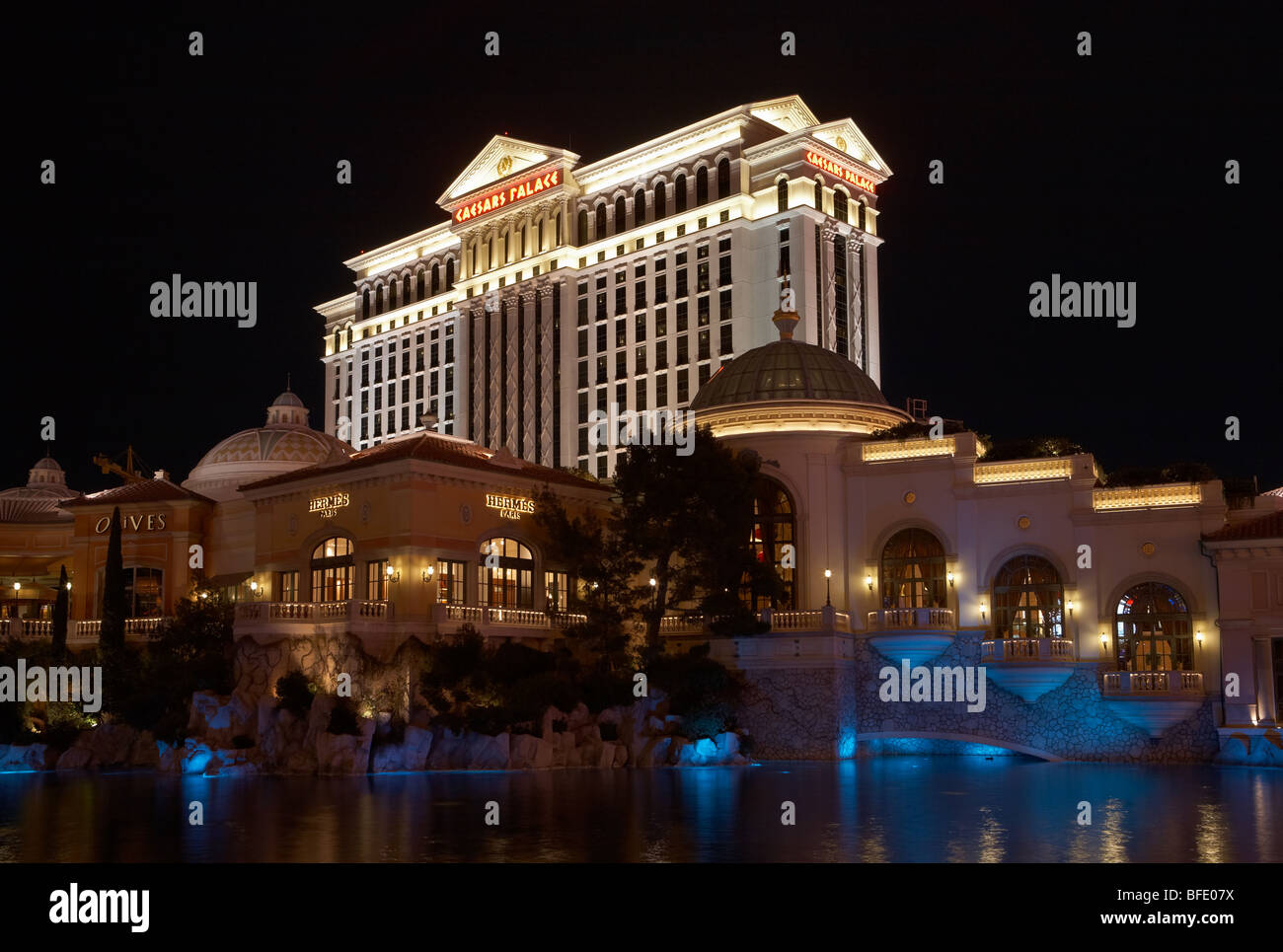 Bellagio - Night Scene - Las Vegas Bellagio Hotel Casino - The Strip ...