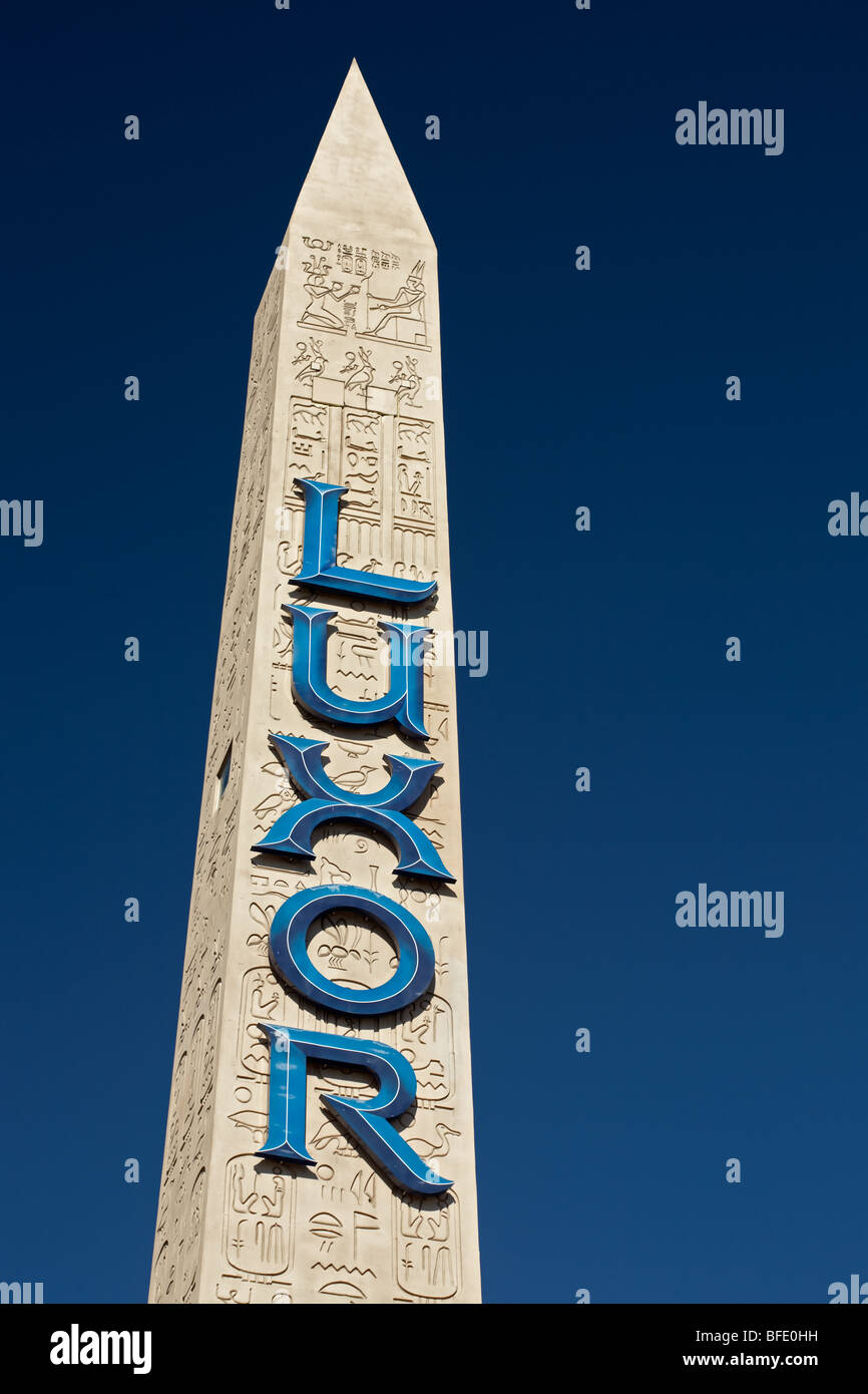 Las Vegas - Luxor hotel casino - Pyramid pillar Stock Photo - Alamy
