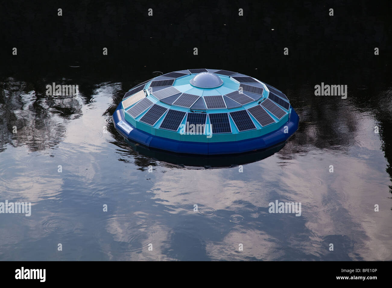 Solar Powered Water Cleaner Stock Photo - Alamy