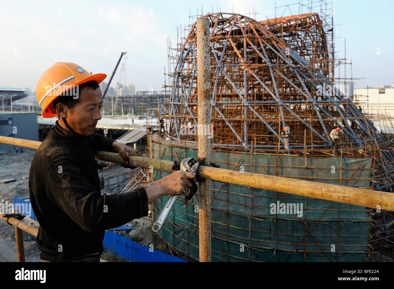 Shanghai construction hi-res stock photography and images - Alamy