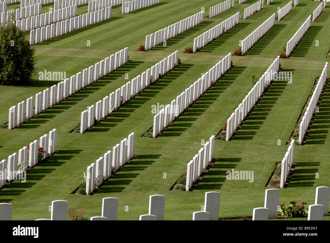 Etaples, the largest Commonwealth war cemetery in France Stock Photo ...