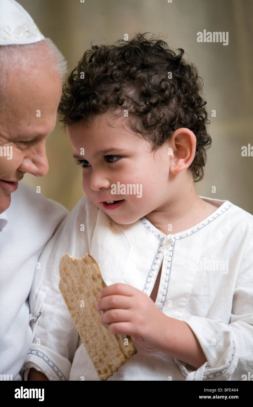 Kippa child hi-res stock photography and images - Alamy