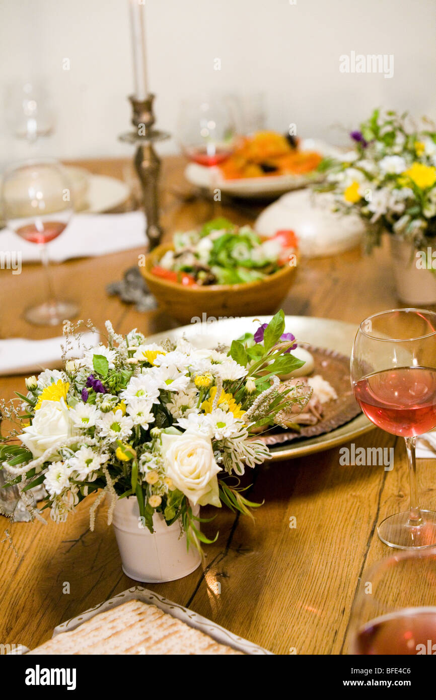 Festive Passover Seder table Stock Photo - Alamy