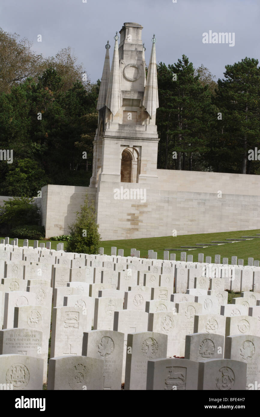 Etaples, the largest Commonwealth war cemetery in France Stock Photo ...