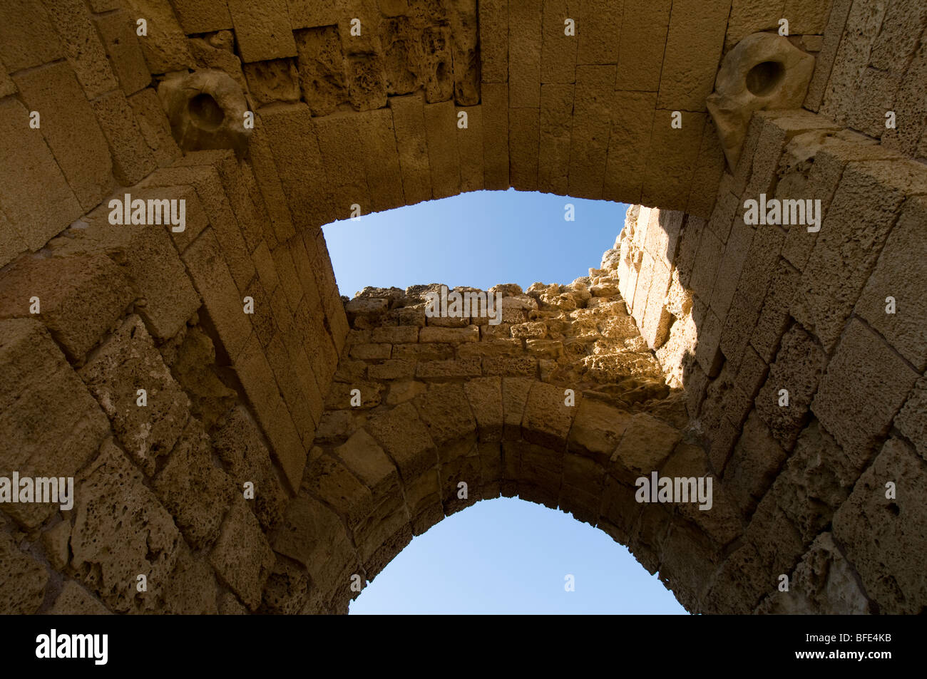 Crusader arch Ceasarea Israel Stock Photo - Alamy