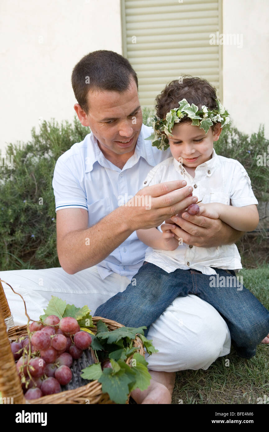 Bikkurim first fruits hi-res stock photography and images - Alamy