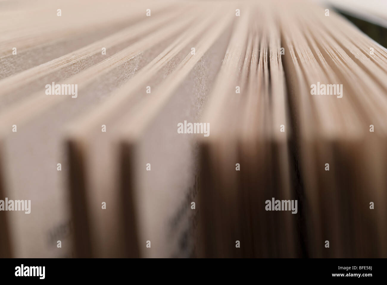Book ends hi-res stock photography and images - Alamy