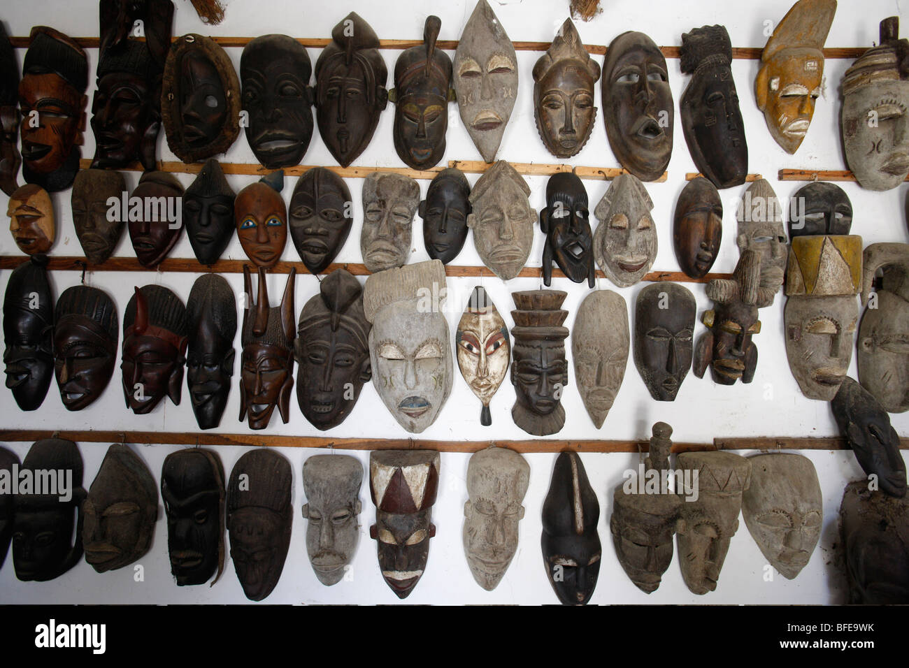 Sénégal Abene African masks Stock Photo - Alamy