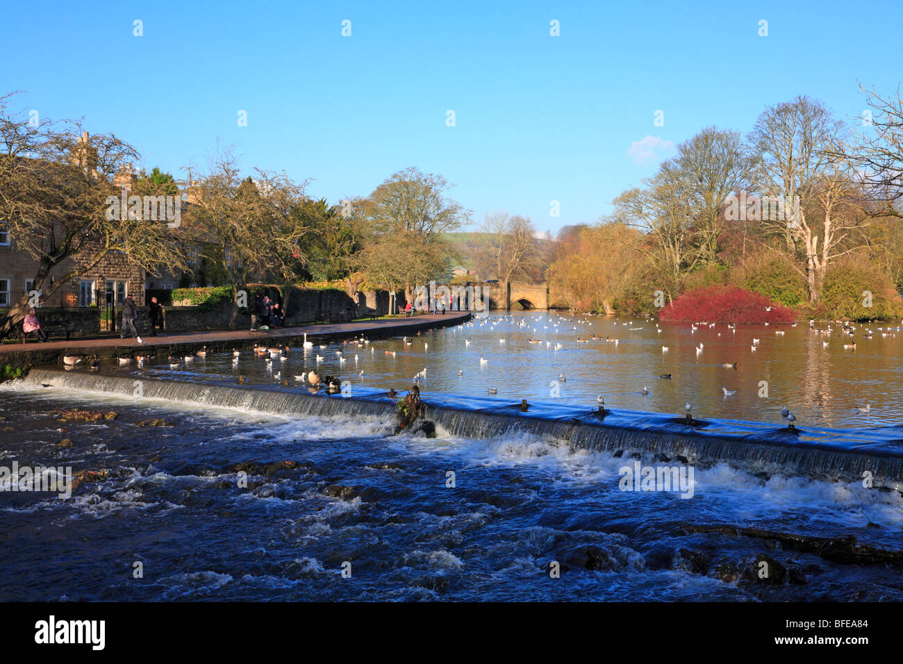 River Wye, Bakewell, Derbyshire, Peak District National Park, England ...