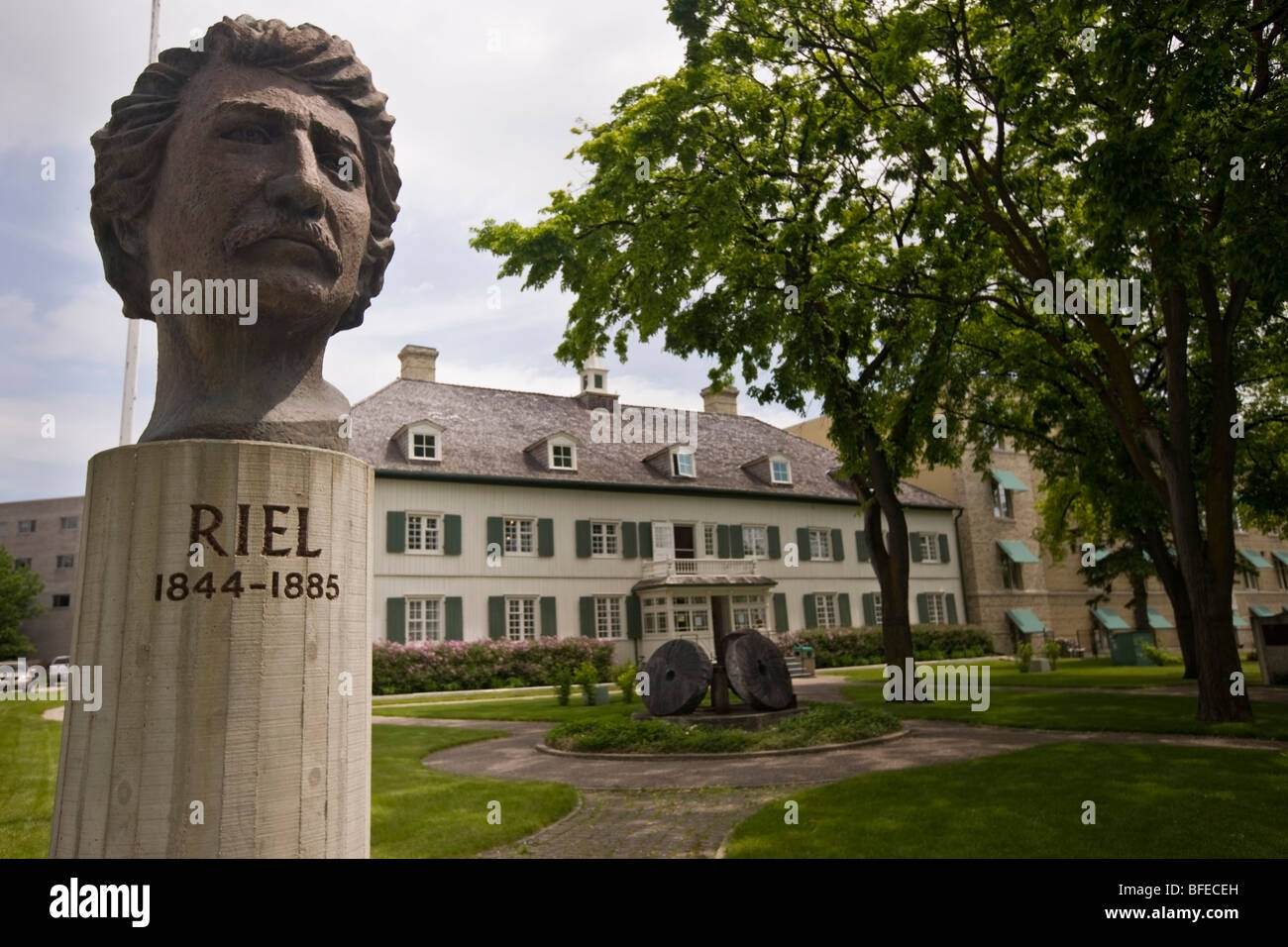 Statue head louis riel 1844 1885 hi-res stock photography and images ...