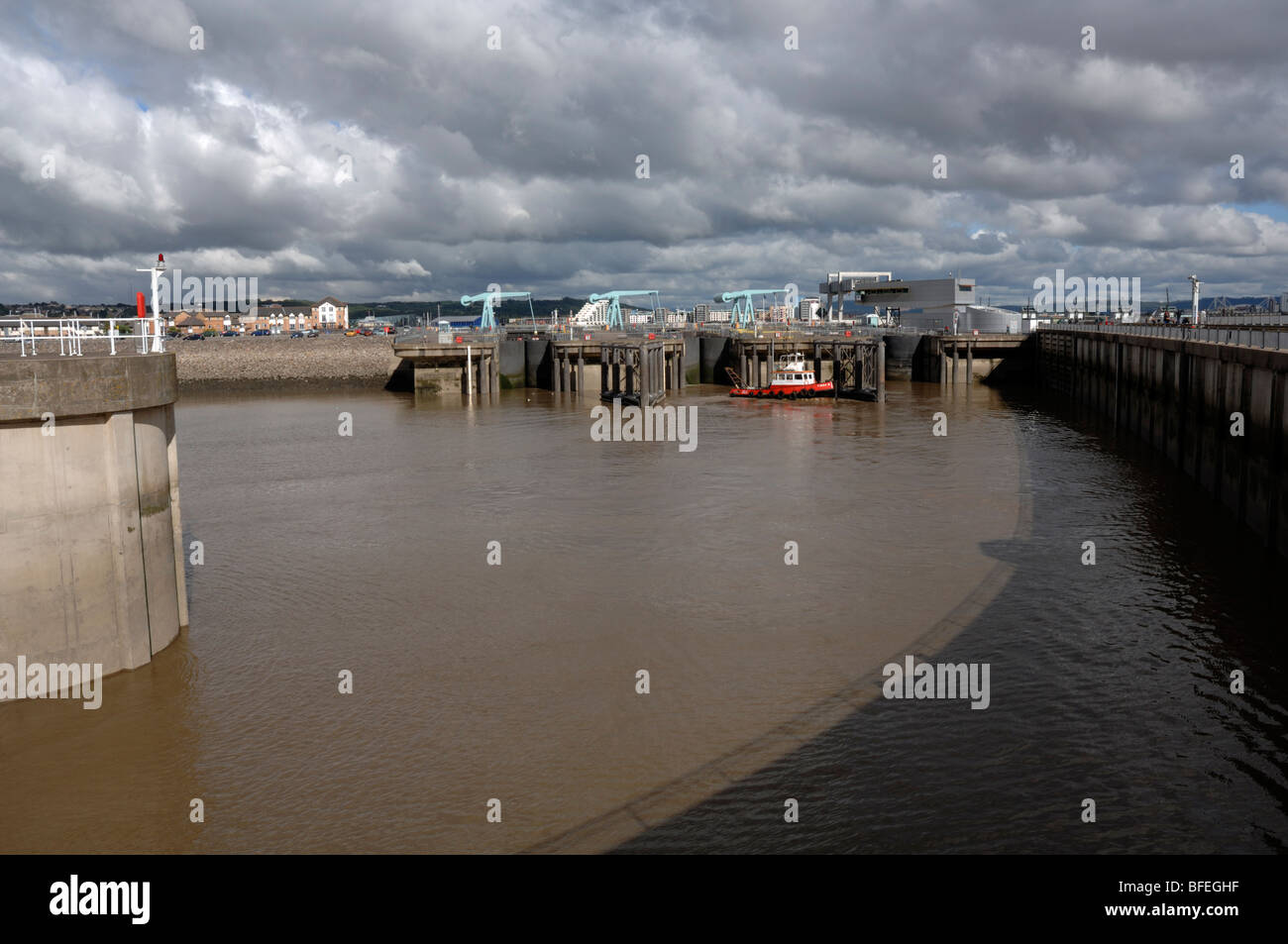 Cardiff Bay Barrage, Cardiff, Wales, UK, Europe Stock Photo - Alamy