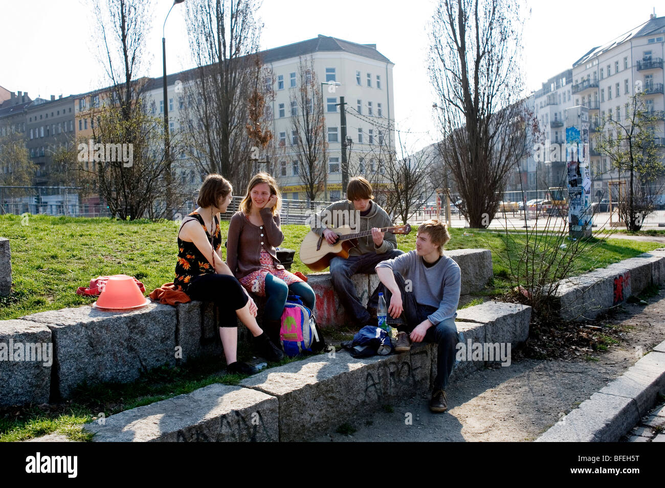 Berlin 2009 1989 DDR Germany Unified positive forward history War Cold ...