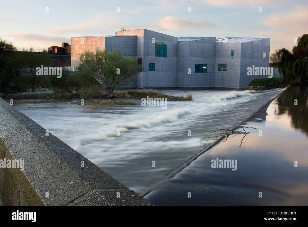 The Hepworth Gallery in Wakefield, designed by architect David ...