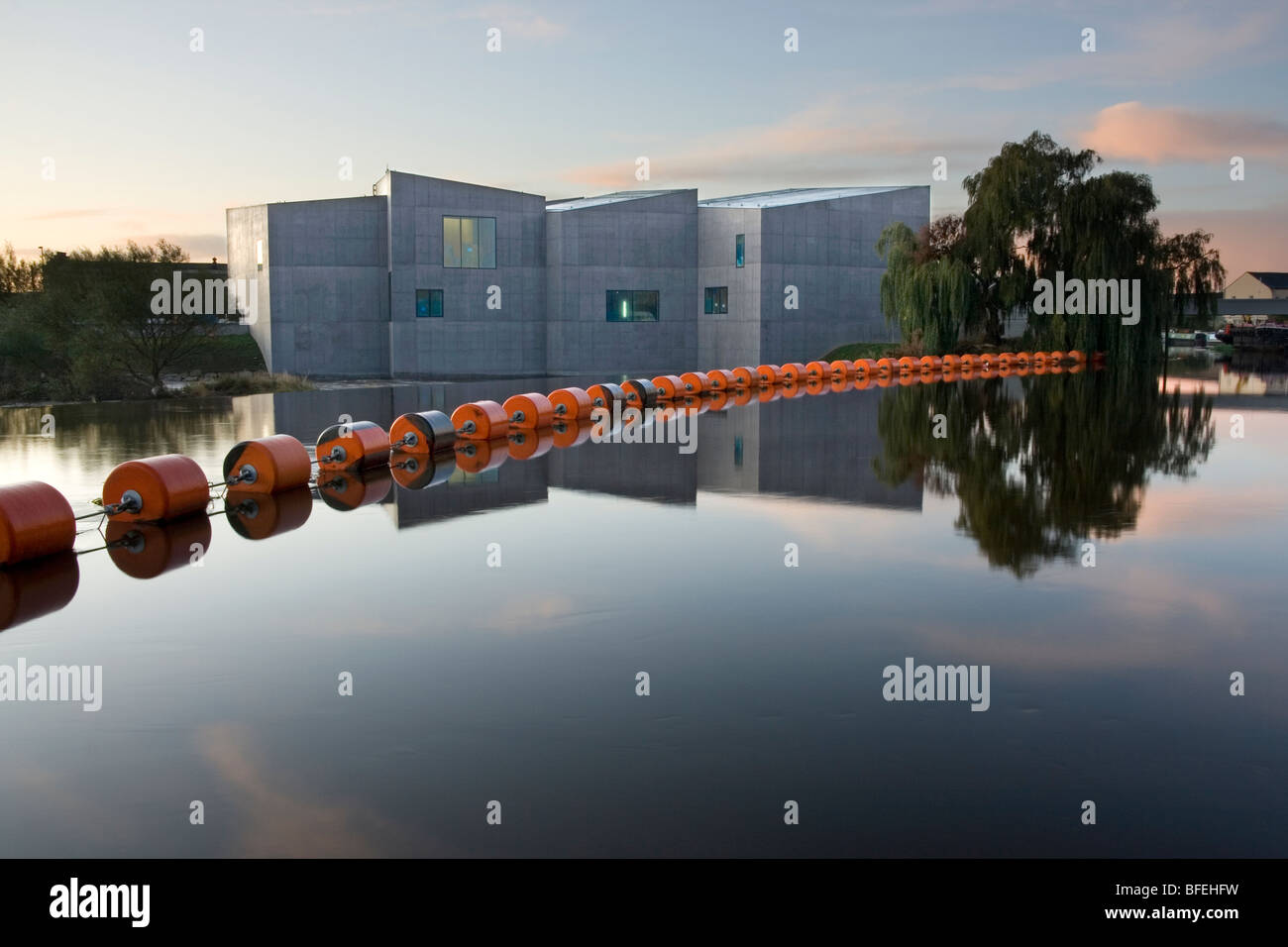 The Hepworth Gallery in Wakefield, designed by architect David ...