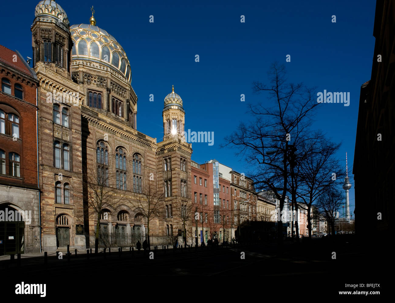 Destroyed synagogue hi-res stock photography and images - Alamy