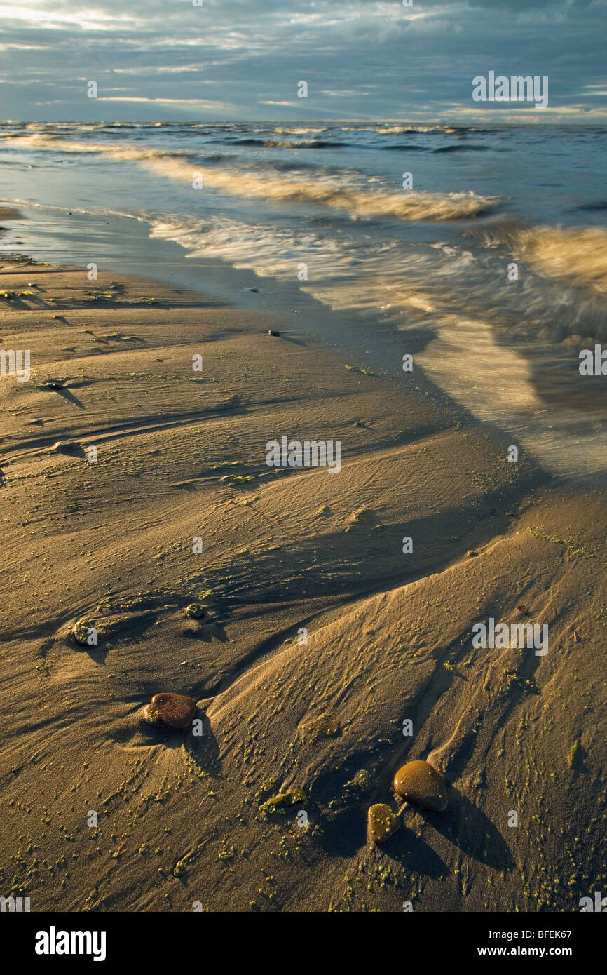 Lake Ontario at Niagara Shores Conservation Area, Niagara-on-the-Lake ...