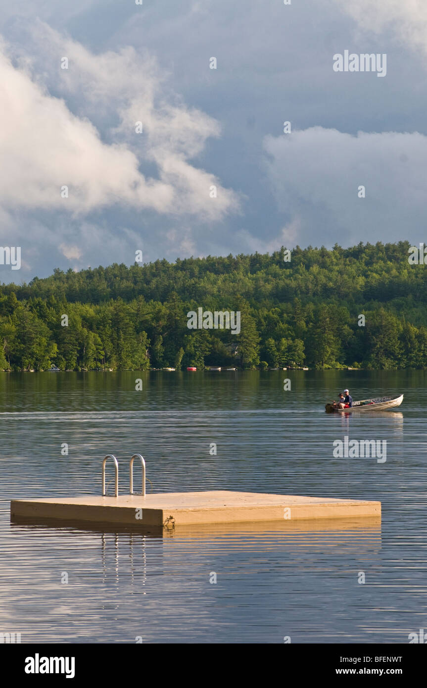 Family vacationing, Little Lake Sunapee, New London, NH, New Hampshire ...