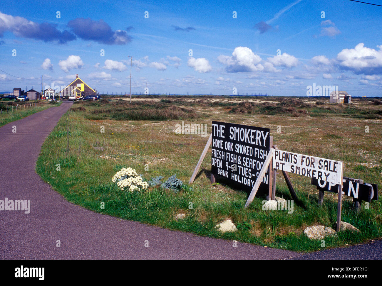 Romney marsh distant view hi-res stock photography and images - Alamy