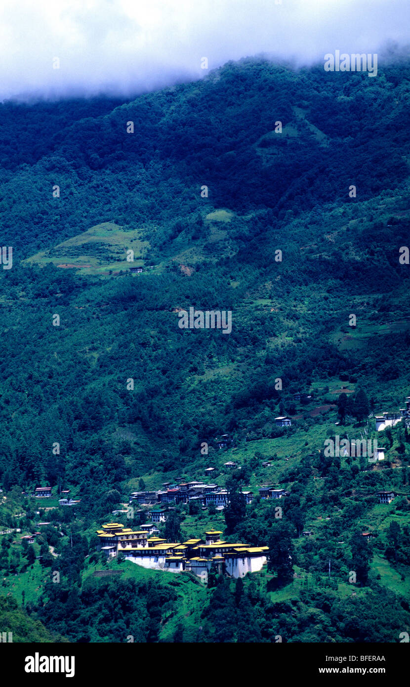 Tongsa monastery. Bhutan Stock Photo - Alamy