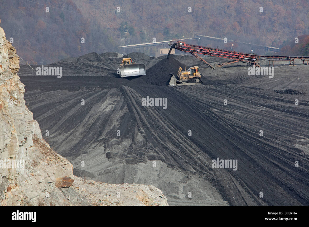 Coal mine waste hi-res stock photography and images - Alamy